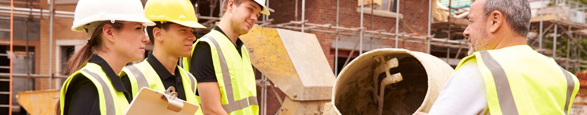 Construction Site Training Courses | IPAF, CPCS, NPORS & More | Ezirent